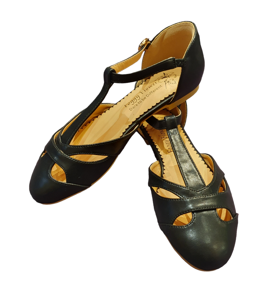 Edith Closed Toe Flat T Bar Shoes In Black – RetroEsque